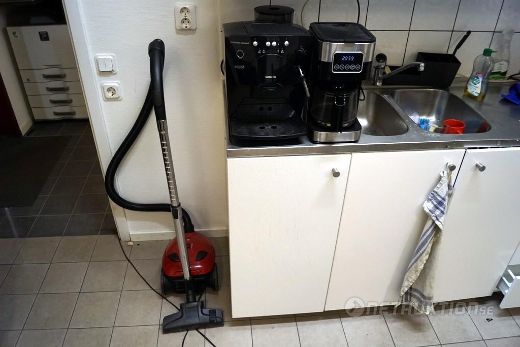 Netauktion - Kaffebryggare, mikrovågsugn, dammsugare